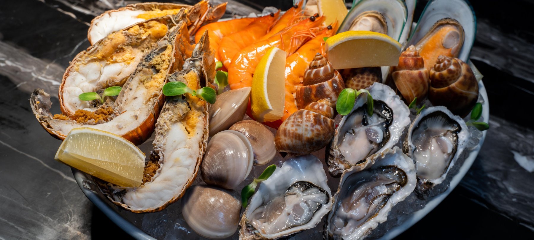 Buffet Restaurant in Bangkok, Thailand | Rain Tree Café